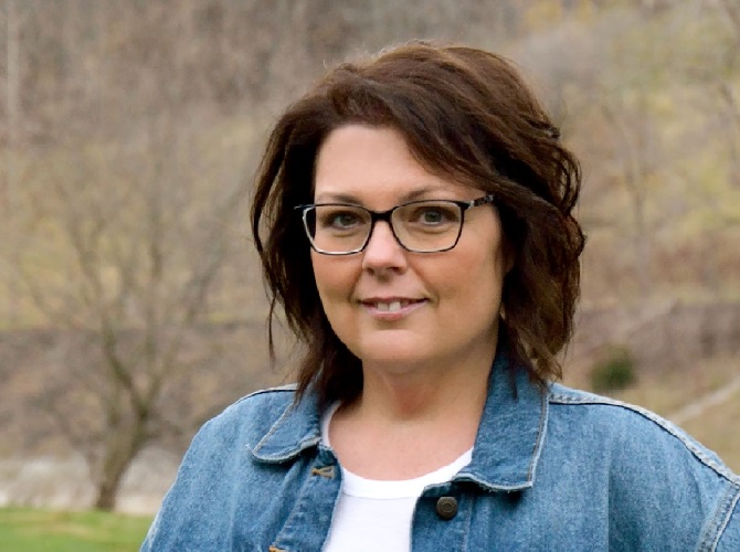 Meet Our Amazing Associates - At Your Service for Seniors